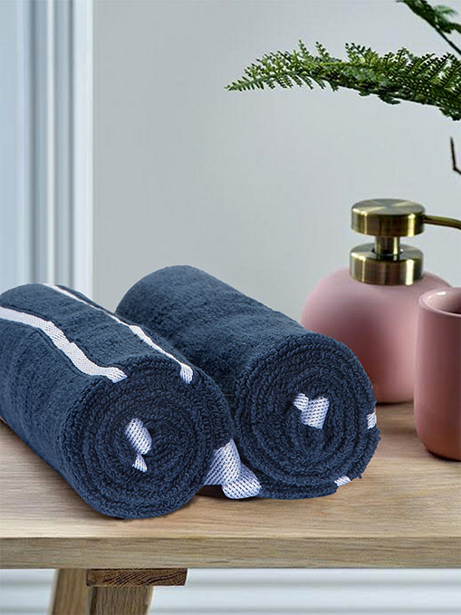 An Expert’s Tips on How to Pick the Right Hand Towels